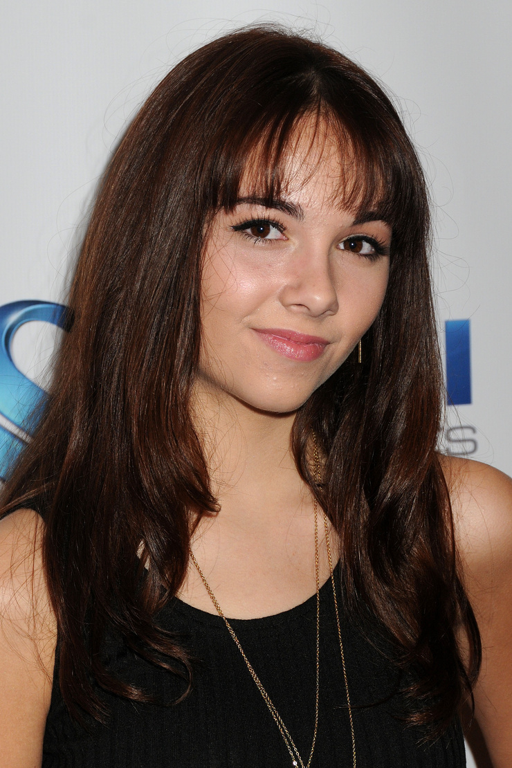 Picture of Haley Pullos