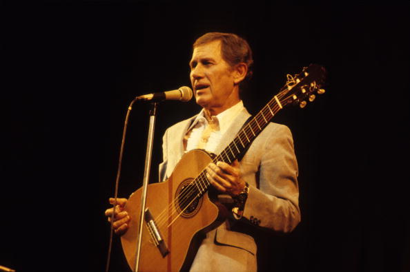 Image of Chet Atkins
