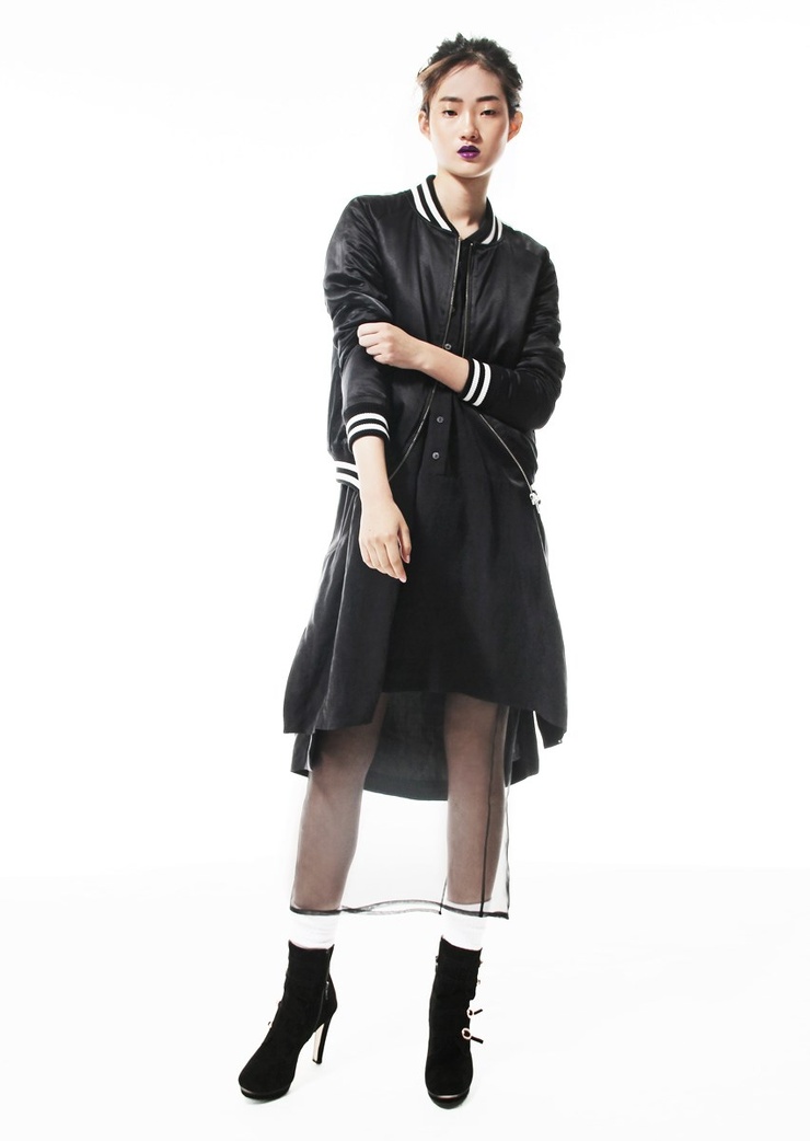Picture of Shin Hyun Ji