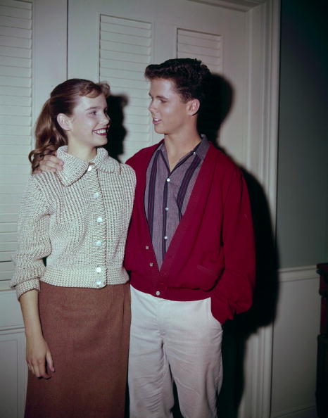 Carol Sydes, Tony Dow