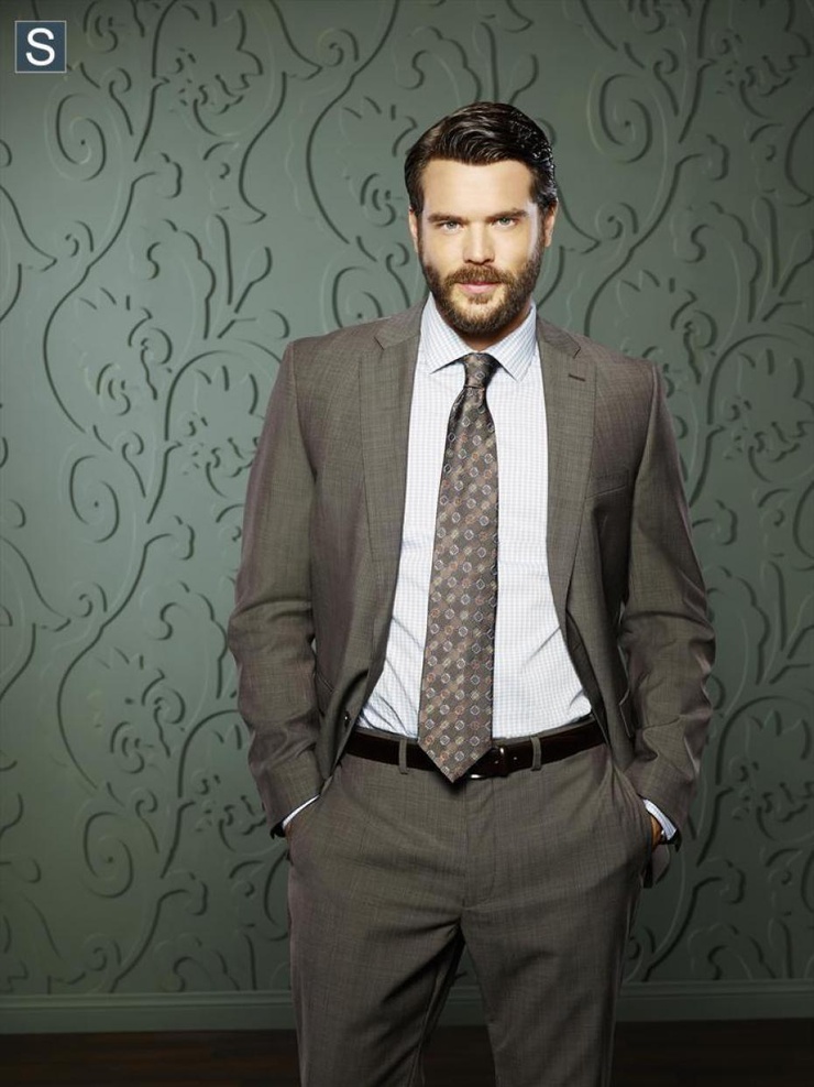Picture of Charlie Weber