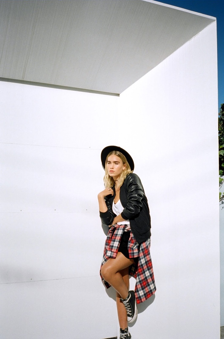 Picture of Zoe Cross