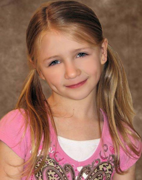 Picture of Emma Rayne Lyle