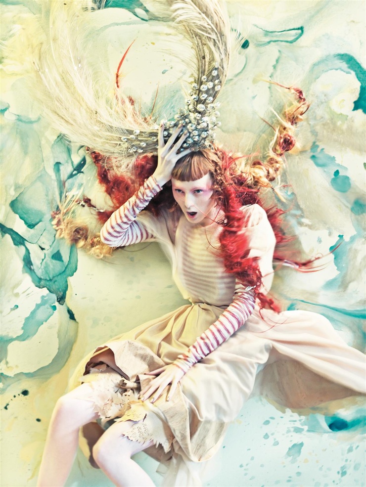 Karen Elson image