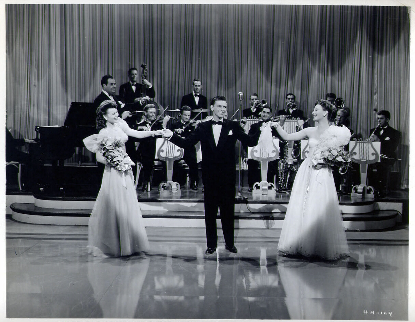 Higher and Higher (1943)
