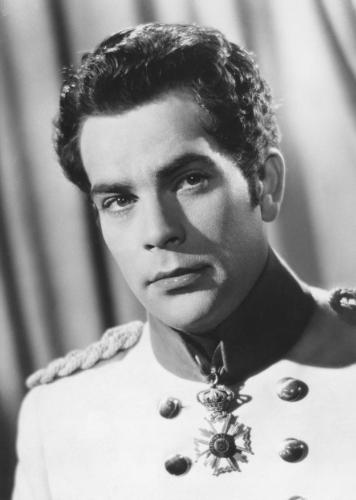 Picture of Adrian Hoven