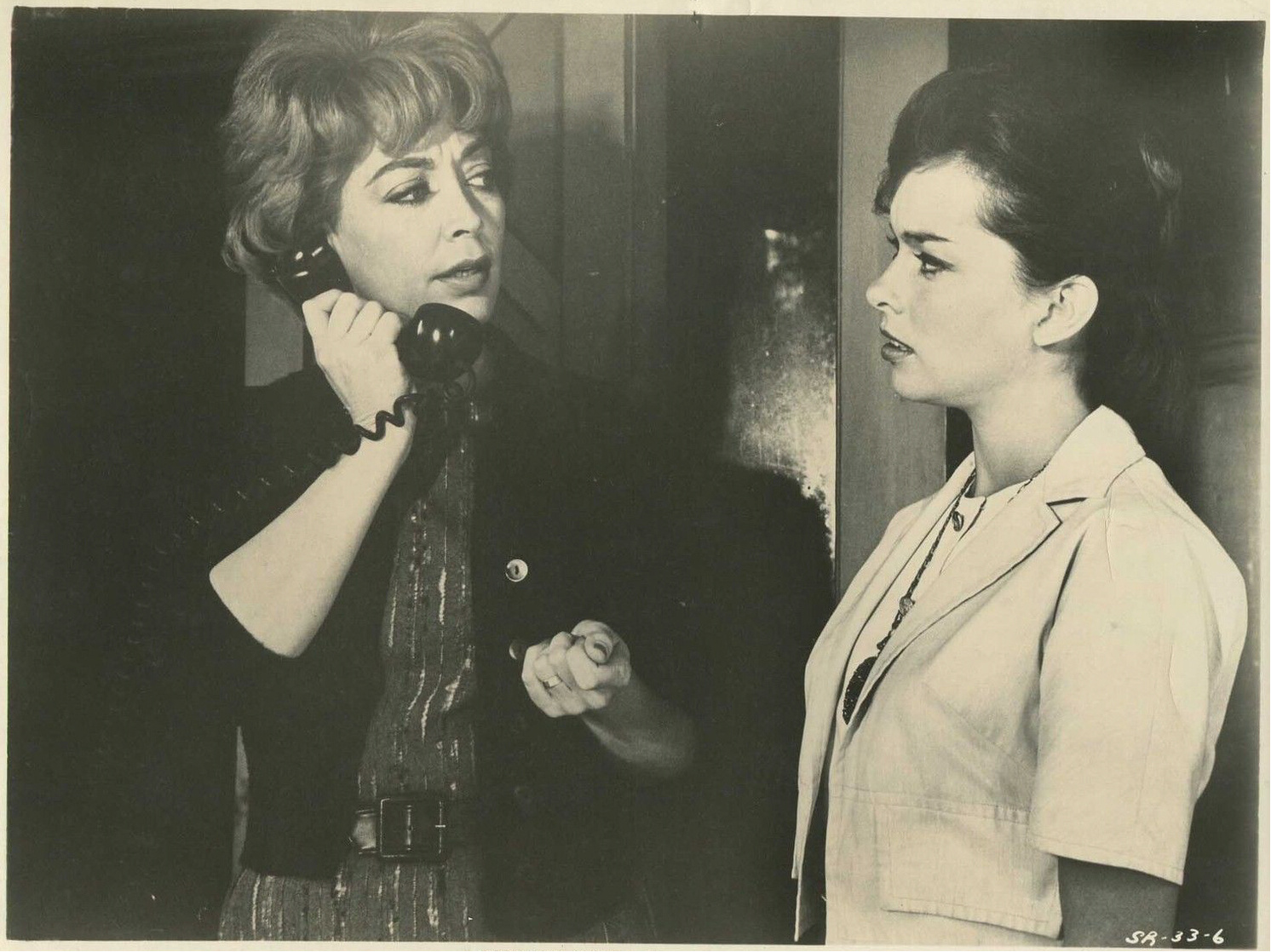 Marie Windsor, Betty Beall