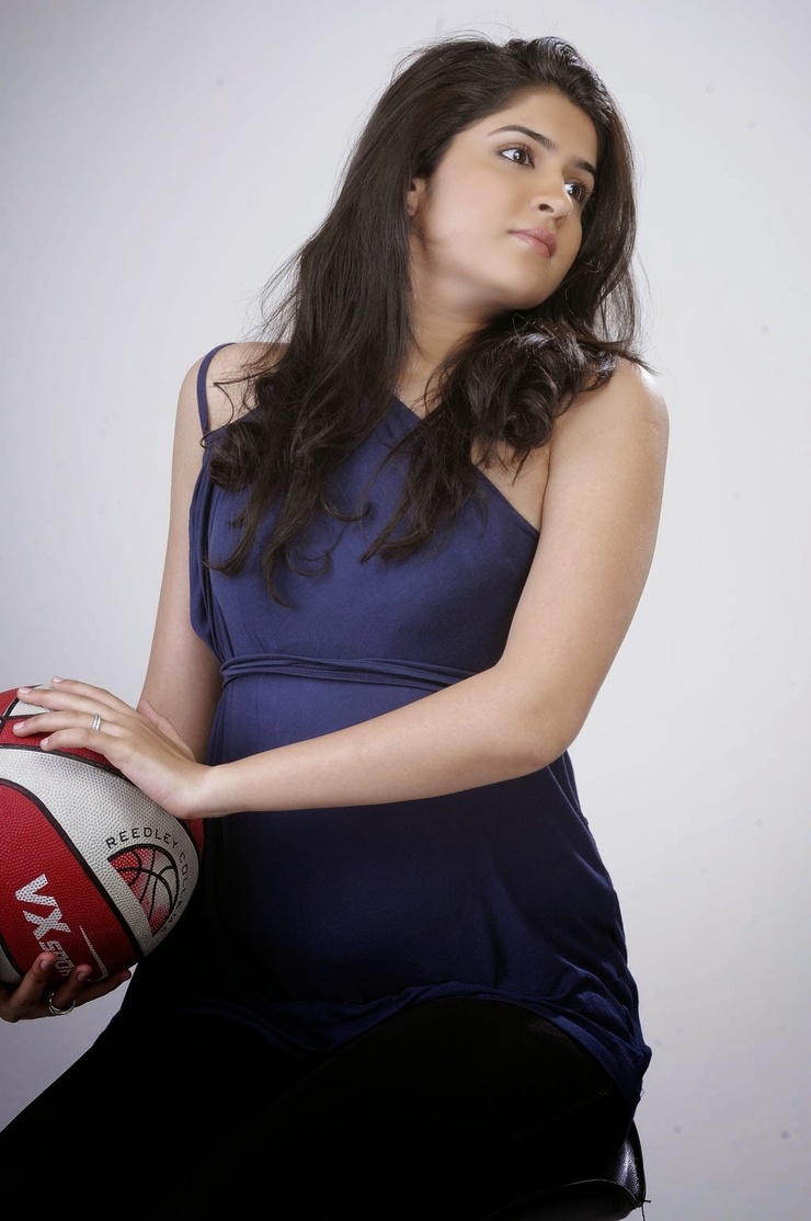 Picture of Deeksha Seth
