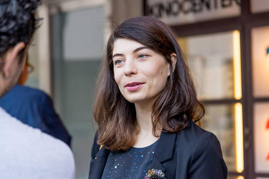 Anne Metzler image