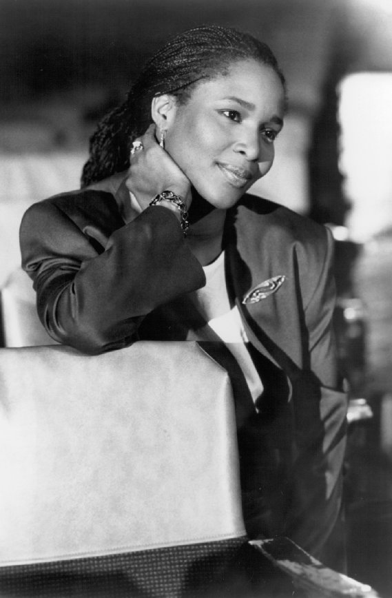 Picture of Suzzanne Douglas