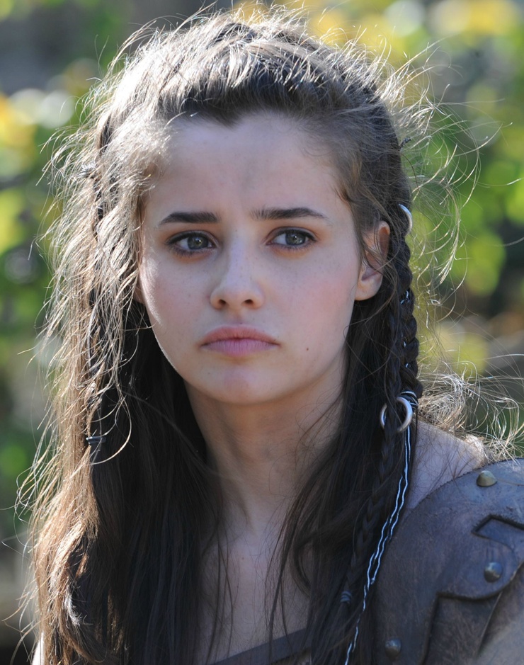 Picture of Holly Earl