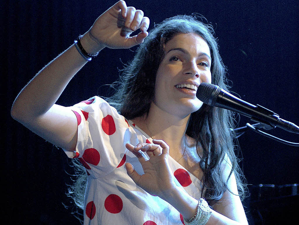 Image of Yael Naïm