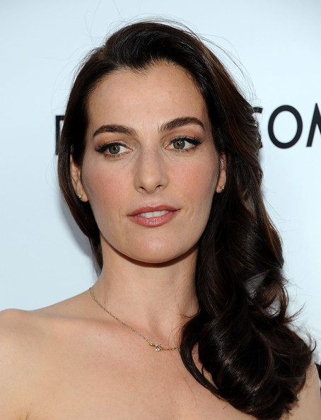 Picture of Ayelet Zurer