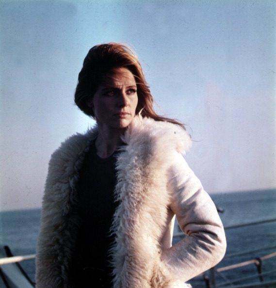 Picture of Eva Renzi