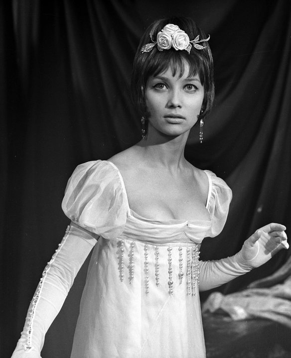 Picture Of Pola Raksa