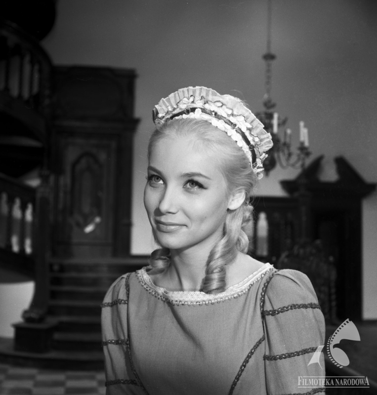 Picture Of Pola Raksa