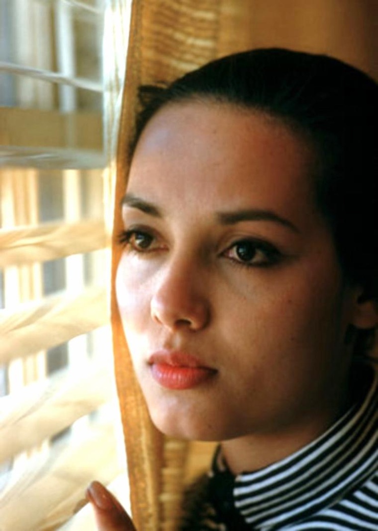 Anna Kashfi image