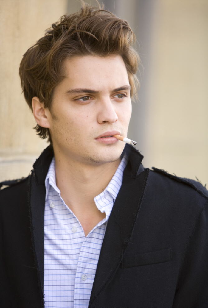 Luke Grimes picture