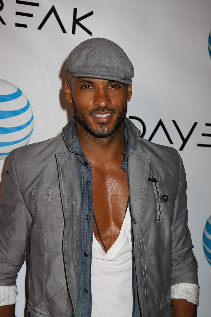 Picture of Ricky Whittle