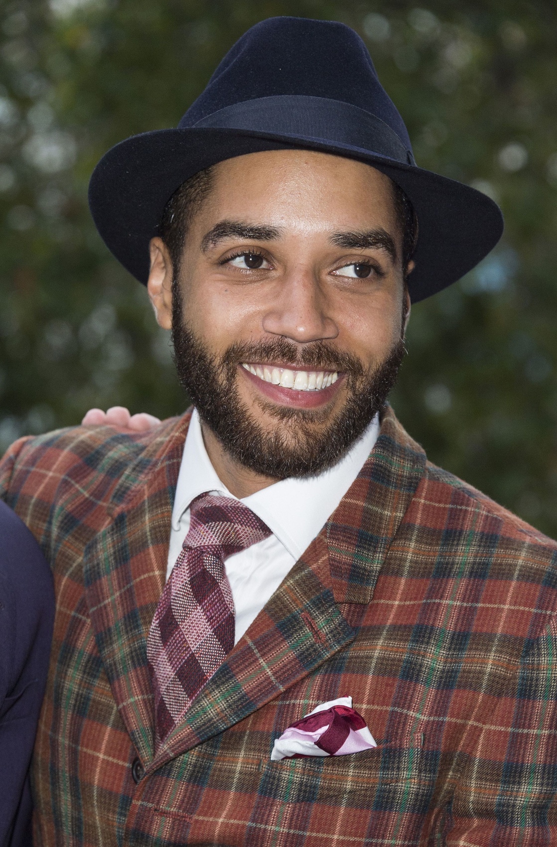 Smash or Pass: Samuel Anderson | Lipstick Alley Smash or Pass: Samuel Anderson | Lipstick Alley