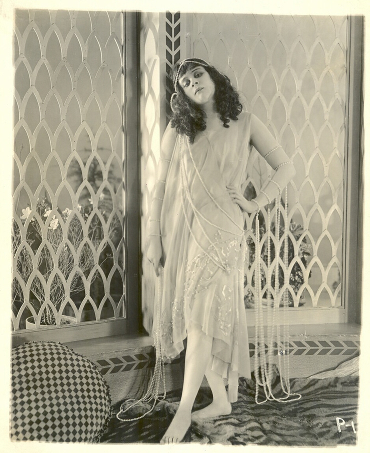 Picture of Theda Bara
