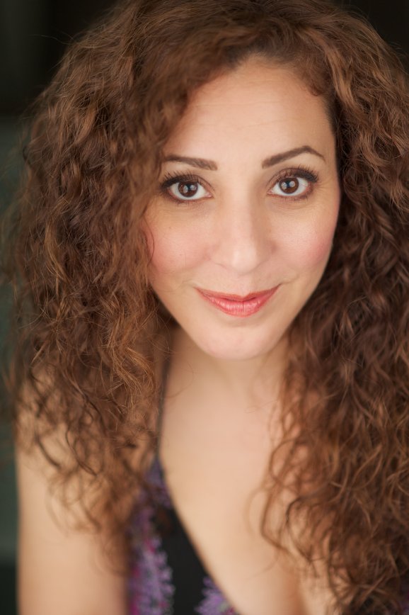 Picture of Elisa Dyann