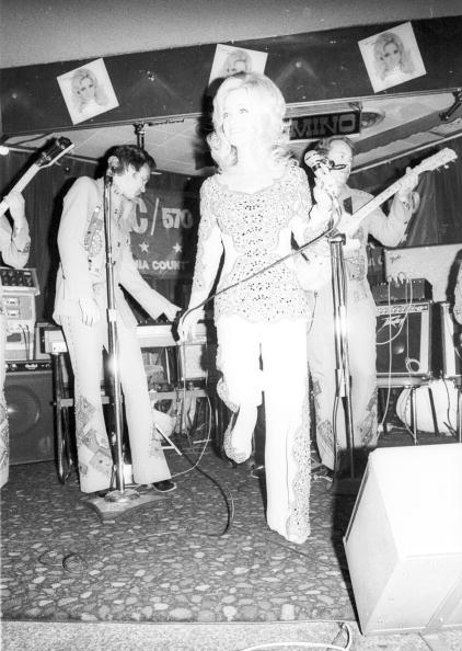 Picture of Barbara Mandrell