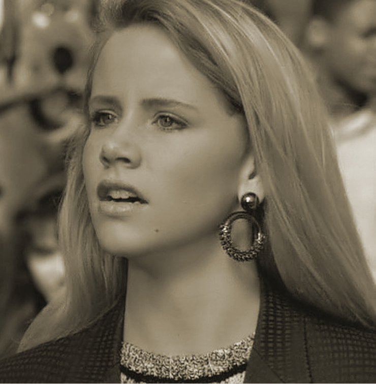 Picture of Amanda Peterson