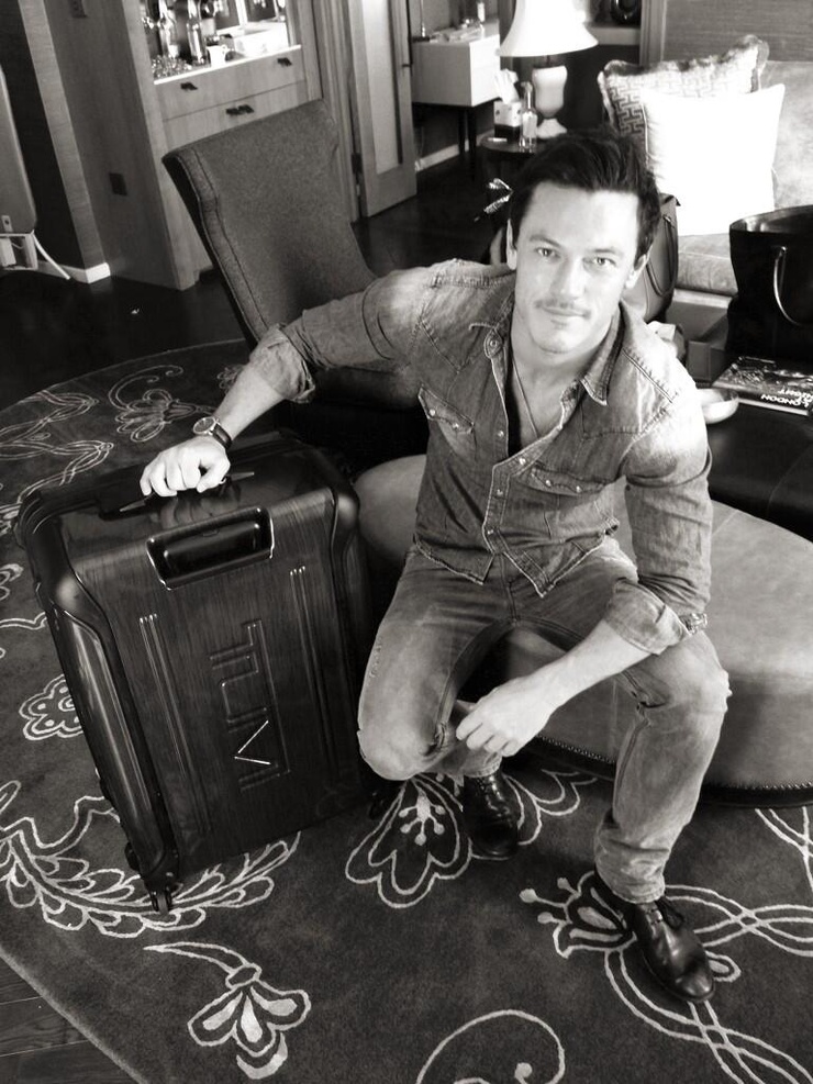 Picture of Luke Evans