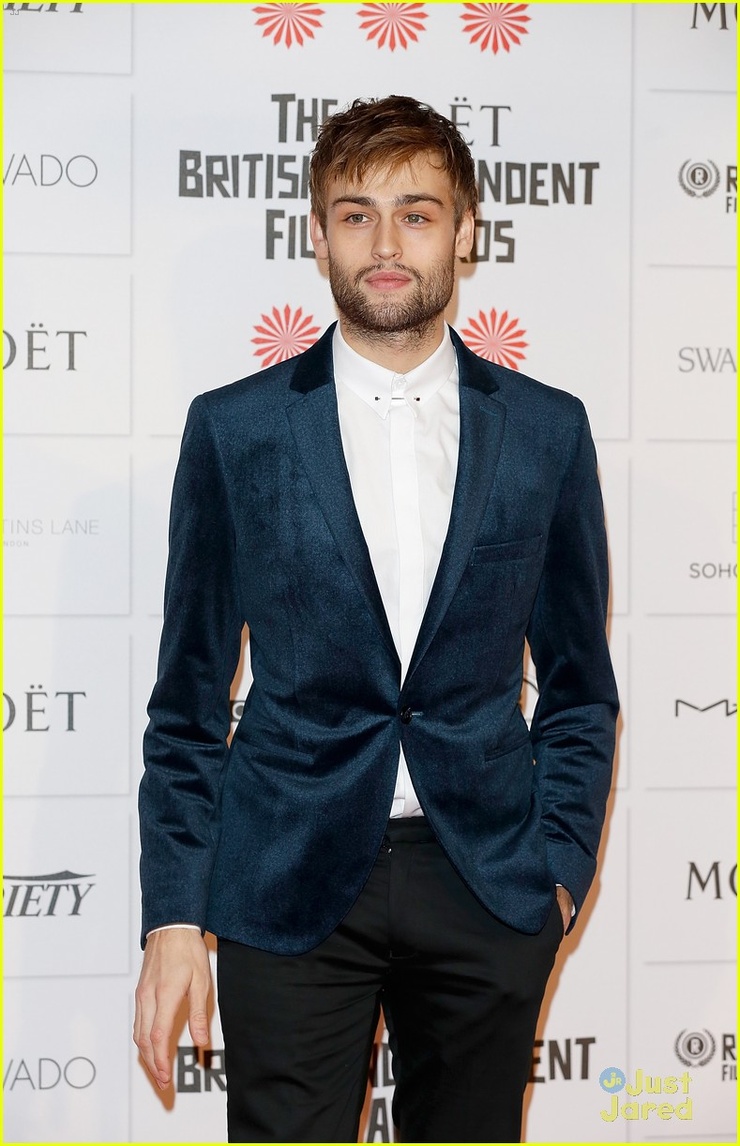 Douglas Booth image