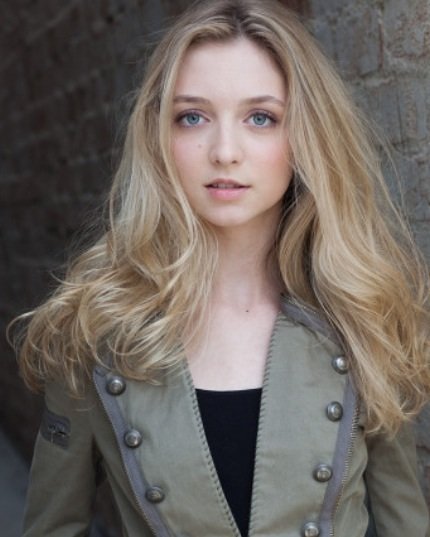 Picture of Hana Hayes