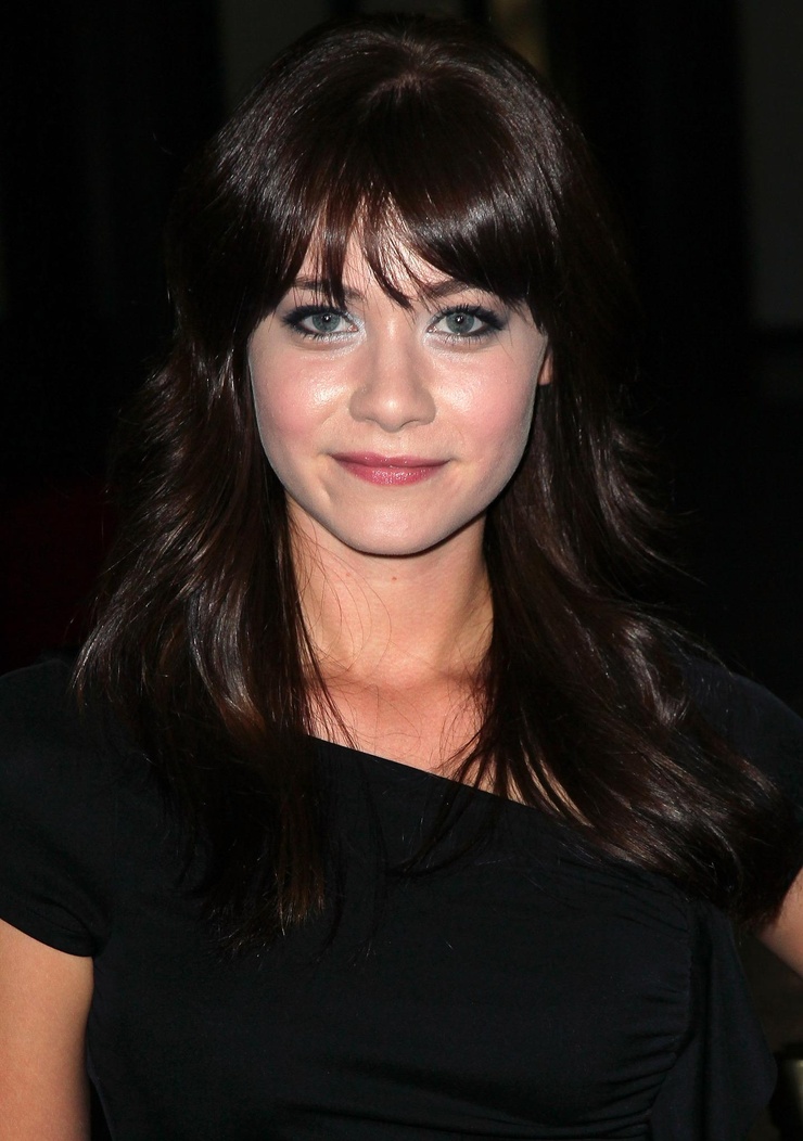 Amanda Leighton picture
