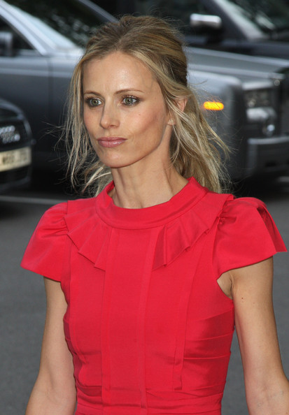 Picture Of Laura Bailey Model