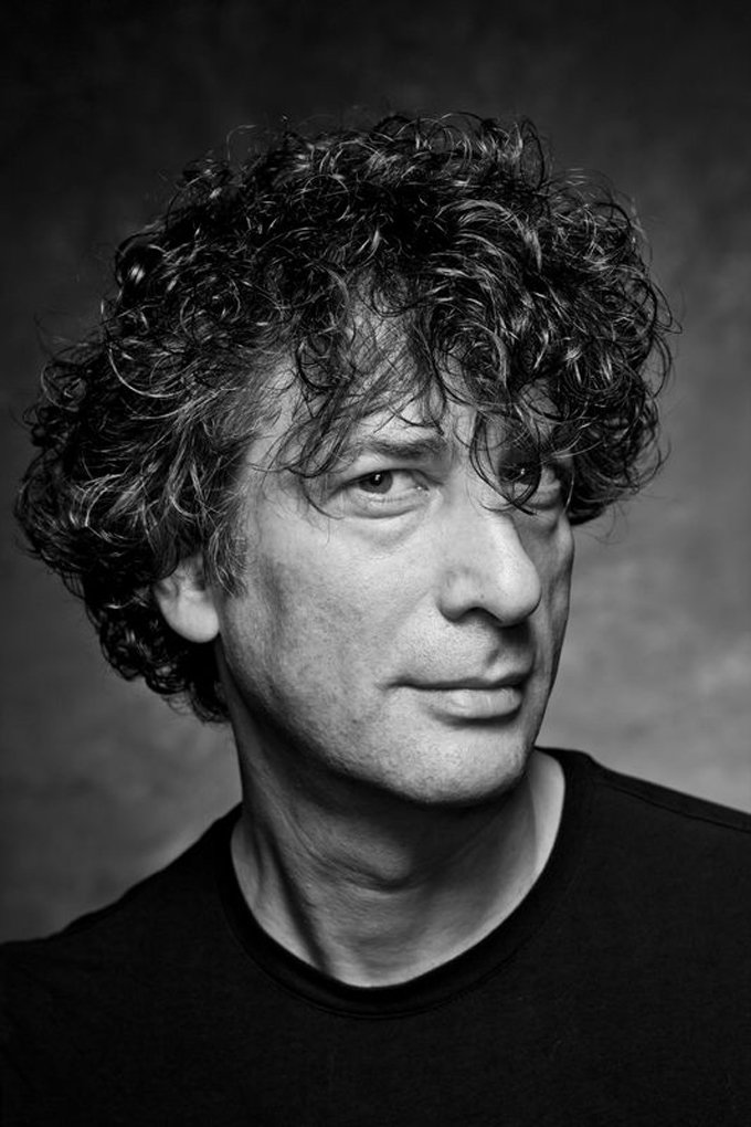 Picture of Neil Gaiman