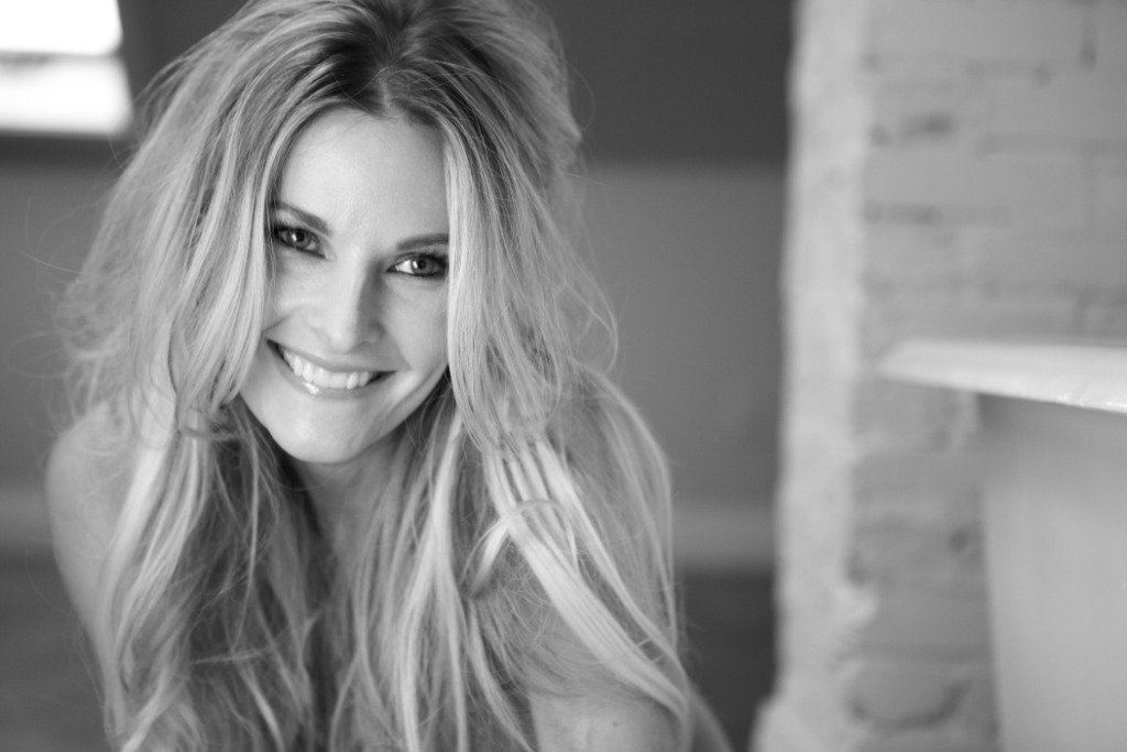 Picture of Elizabeth Cook FB.jpg (1024