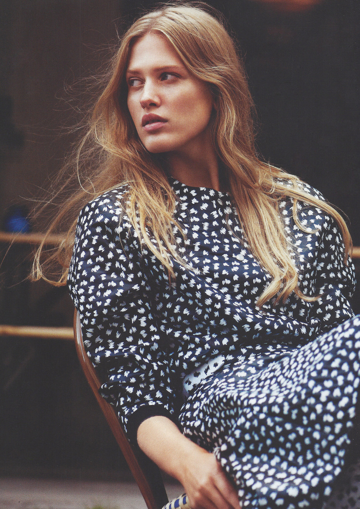 Picture of Laura Julie