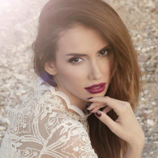 Image of Emina Jahović