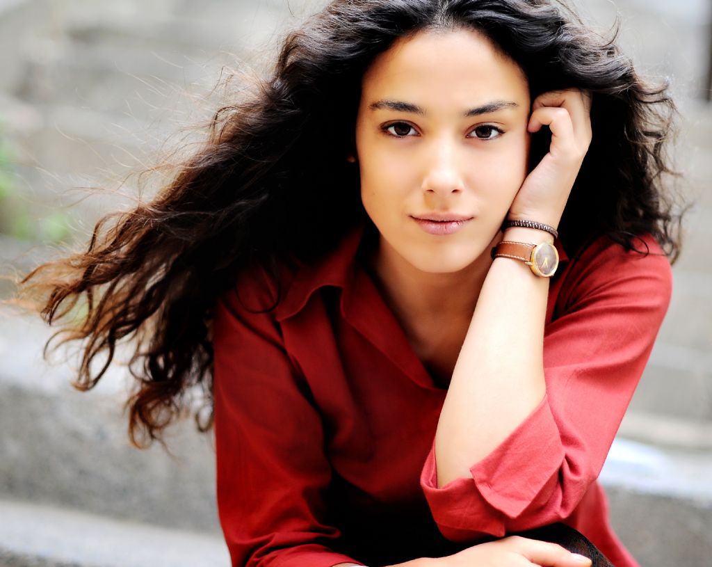 Picture of Cansu Tosun