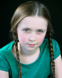 Picture of Holly Jacobson