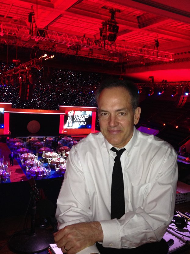 William L. Thomas image