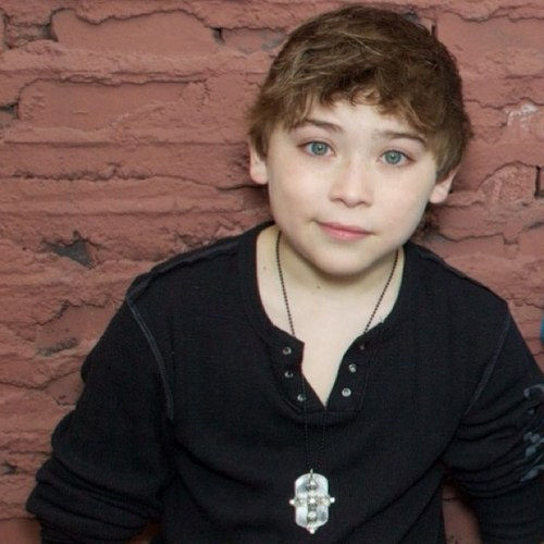 Raymond Ochoa picture