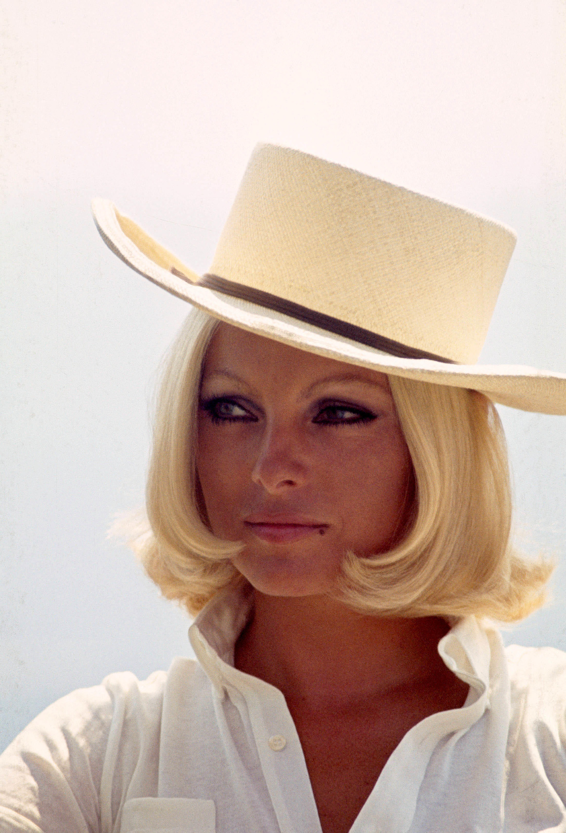 VIRNA LISI
