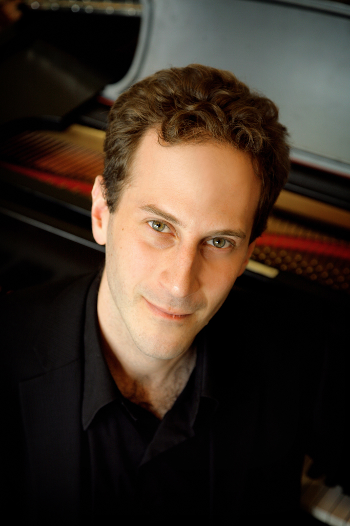Picture of Michael Mizrahi