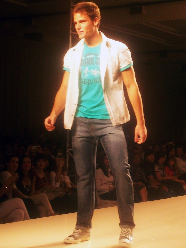Picture of Jonatas Faro