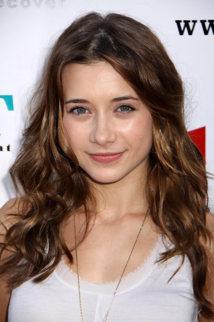 Picture of Olesya Rulin