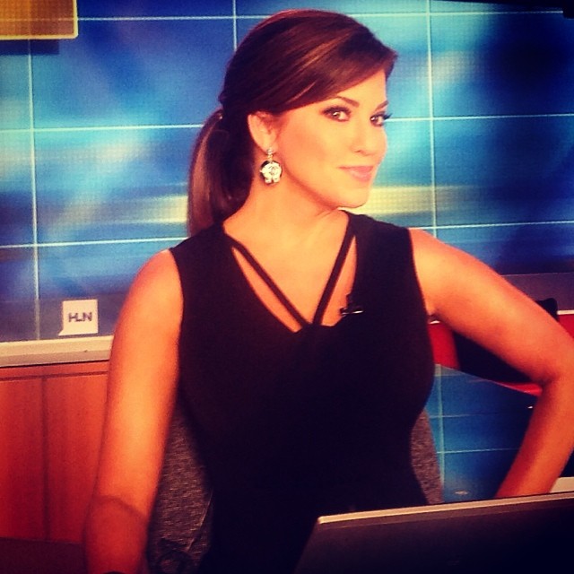 Robin Meade image