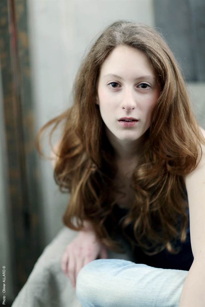 Roxane Duran picture