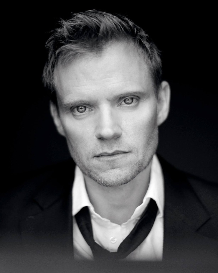 Marc Warren image