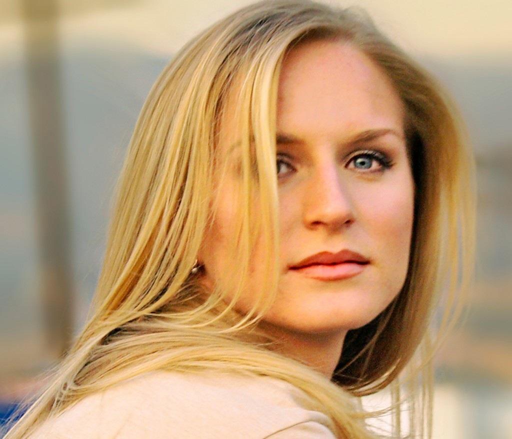 Picture of Jenn Gotzon