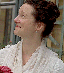 Picture of Laura Linney